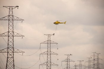 CABLE PULLING WITH HELICOPTER